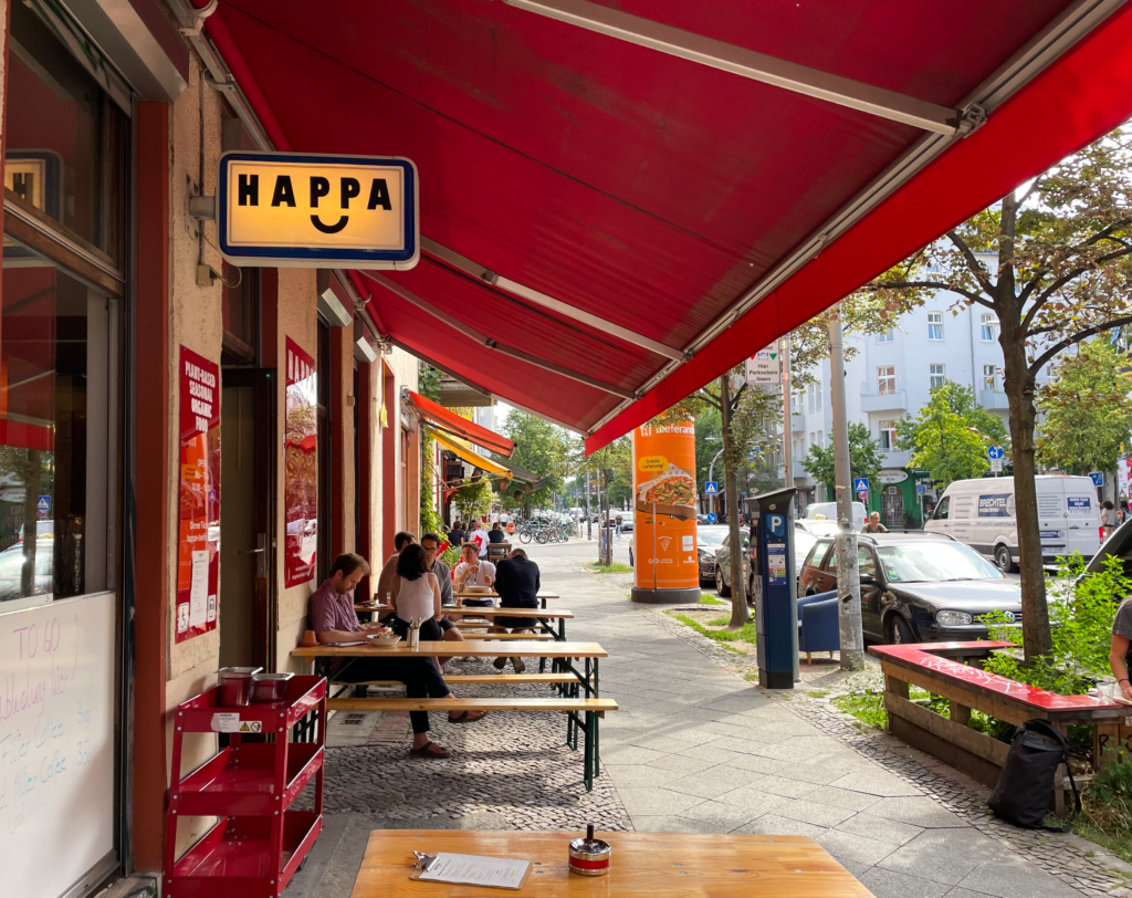 Lunch im HAPPA - vegane low waste Küche mit geretteten und fairen Zutaten - Aktionsbündnis ...